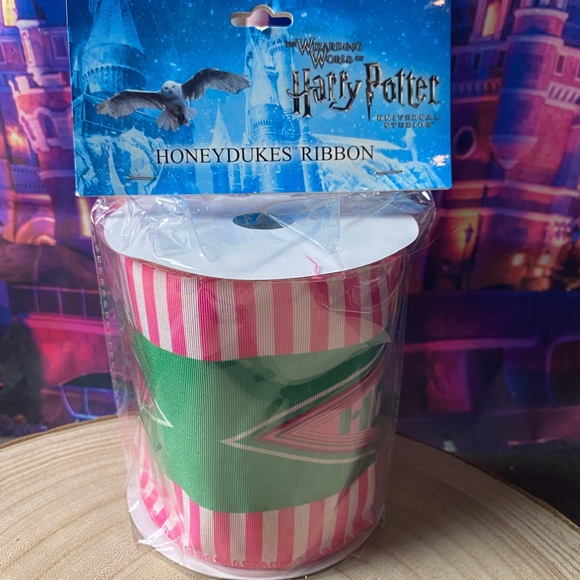 Warner Bros. | Holiday | Universal Studios Wizarding World Of Harry ...